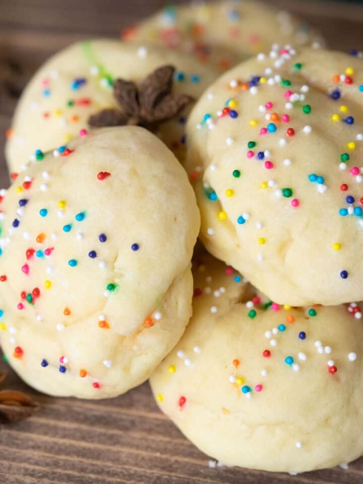 Rosemary with Lemon and Honey Shortbread Cookies - My Cookie Journey