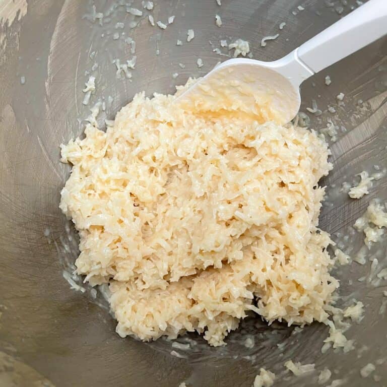 Creamy Coconut Pineapple Macaroons - My Cookie Journey