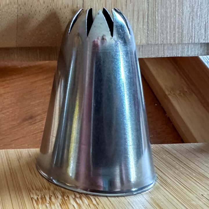 Irish Mint Chocolate Meringue Cookies - My Cookie Journey